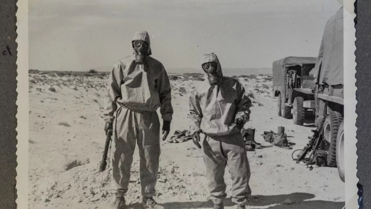 Itinéraire d’un film : Algérie, sections armes spéciales de Claire ...